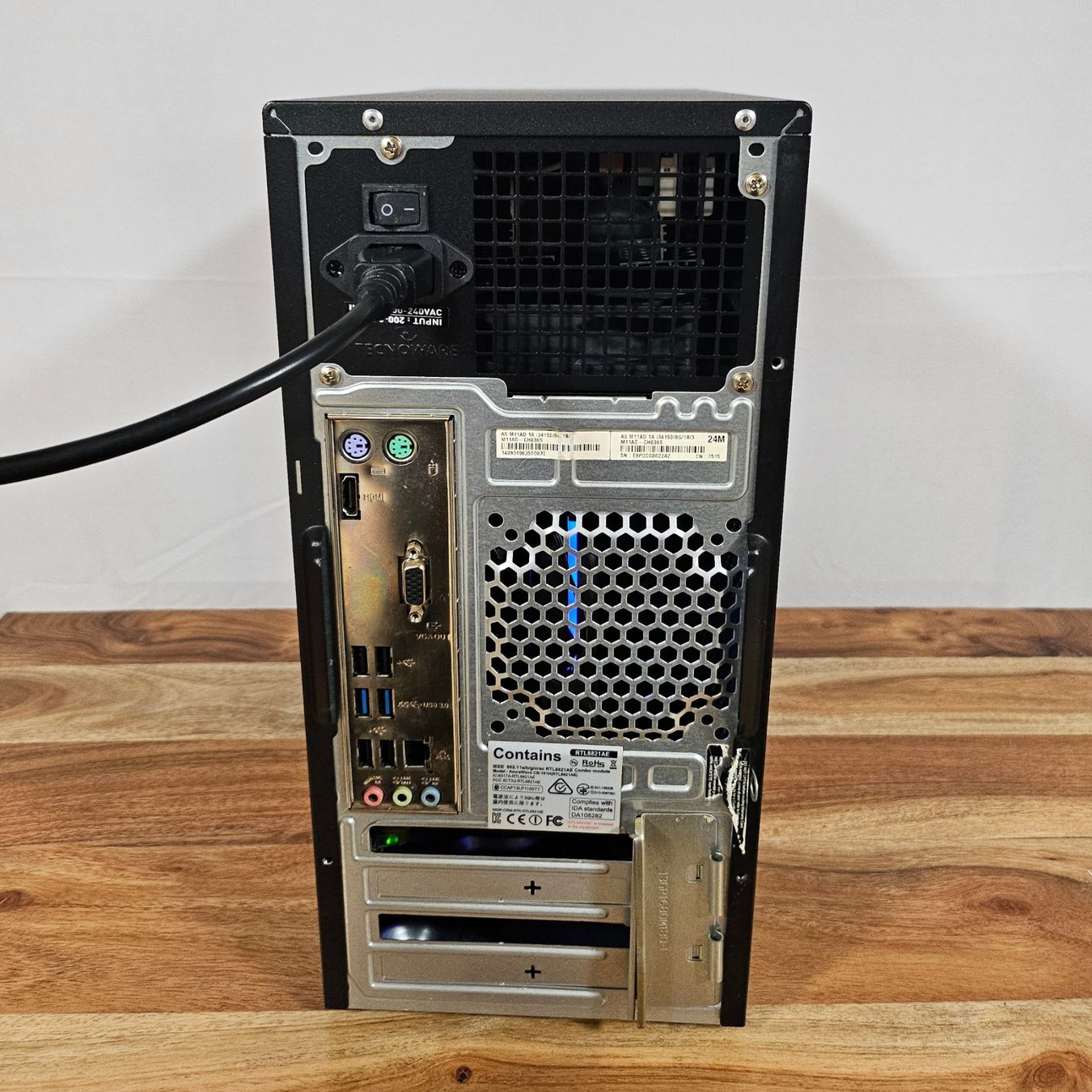 16Gb Ram Frisch PC Surf Computer Linux i3-4150 3TB Festplatt (Gebraucht ...