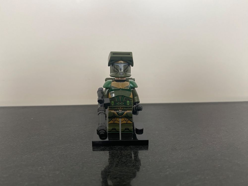 Minifigur(kompertabel mit Lego Star Wars Forest Clone) (Neu (gemäss ...
