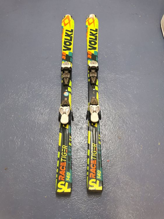 Kinderski Völkl Racetiger 140 cm mit Bindung Marker 7.0 (Gebraucht) in ...