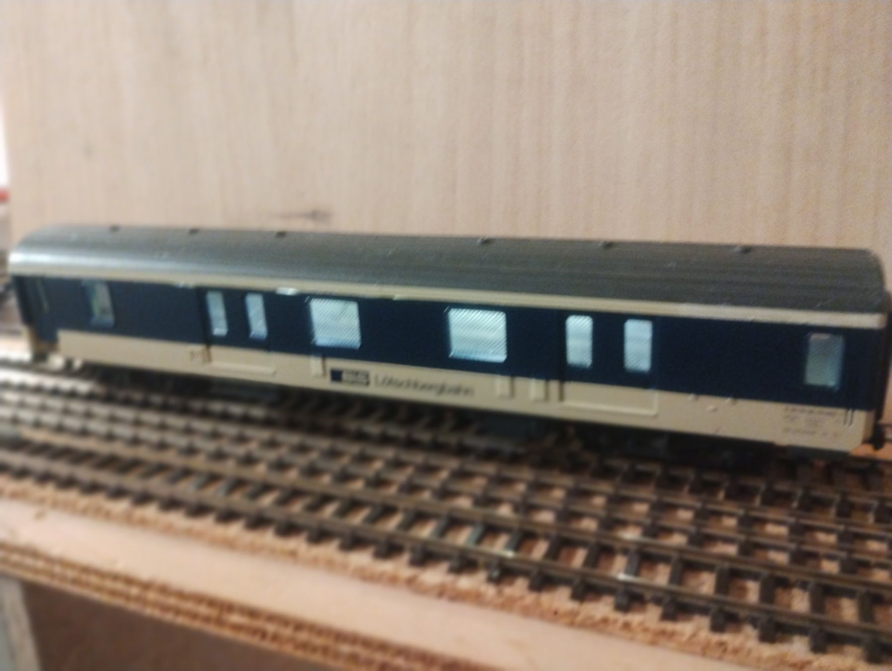 BLS EW IV Gepäckwagen mit Beleuchtung und Flackerschutz (Gebraucht) in ...