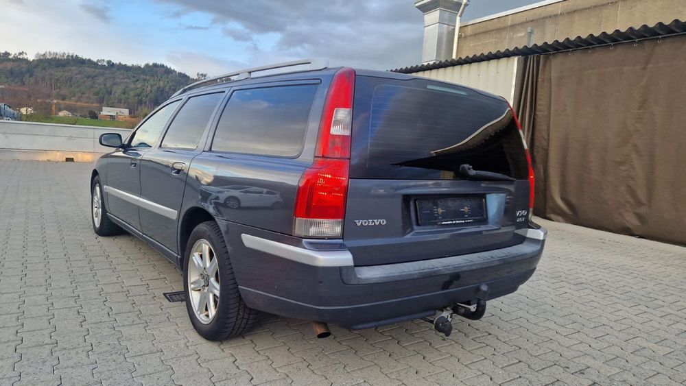 Volvo V70 2.5T mit MFK (Gebraucht) in Gümligen für CHF 1311 – nur ...