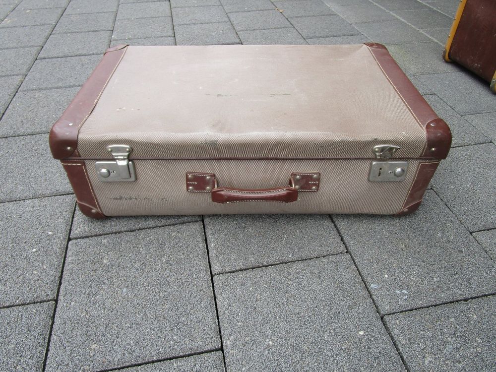 Alter Koffer 64 x 49 cm Höhe 19,5 cm | Kaufen auf Ricardo