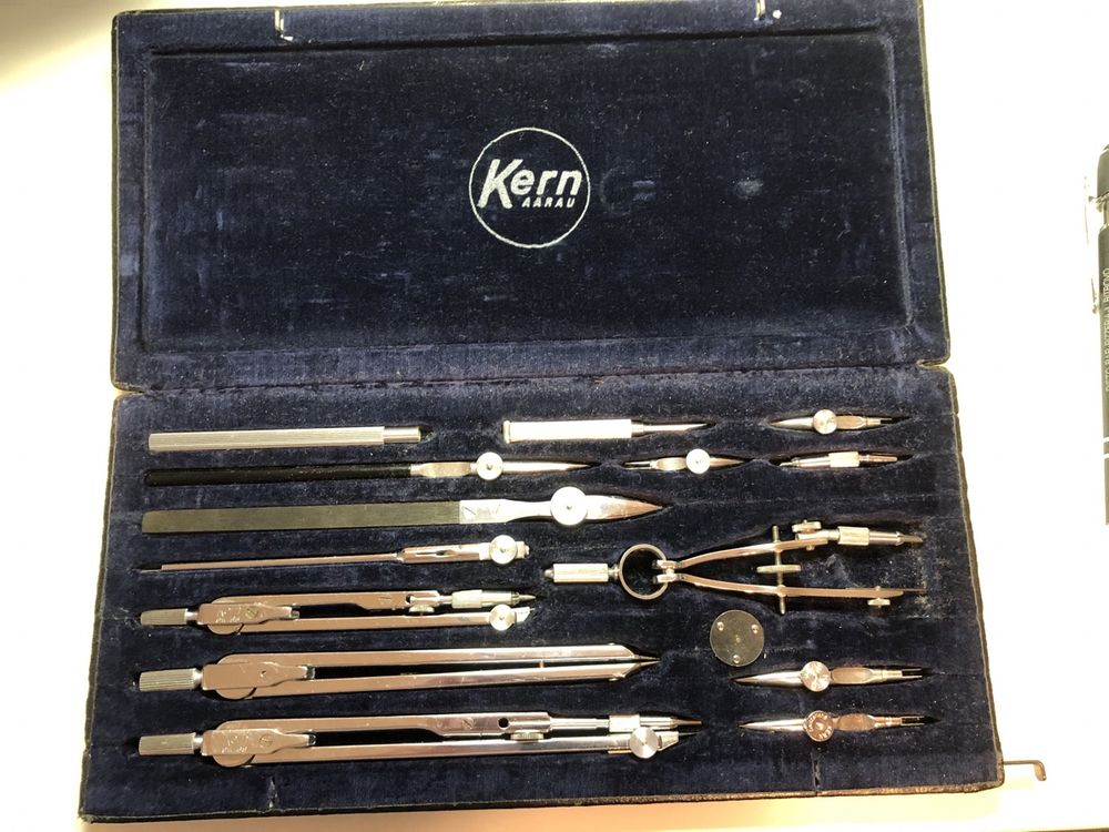 Neuwertiges Zirkel-Set von KERN Aarau | Kaufen auf Ricardo