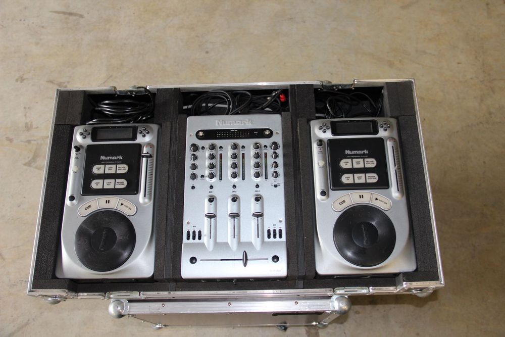 Numark DJ Set inklusive passendem Case | Kaufen auf Ricardo