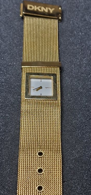 Schöne Damen DKNY 32mm (Gebraucht) in Bülach für CHF 18 – mit Lieferung auf Ricardo kaufen