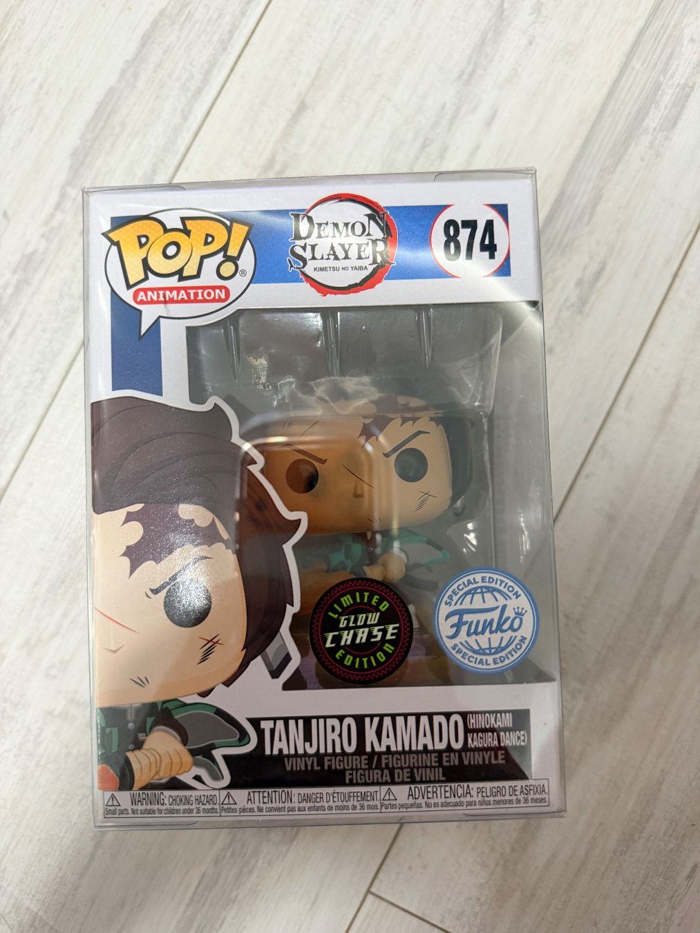 Funko Pop Tanjiro Kamado #874 – Chase (Demon Slayer) (Neuf avec ...