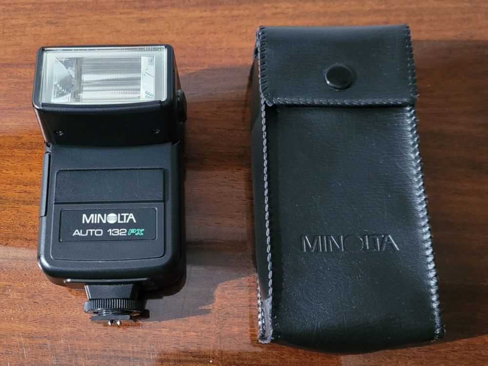 Minolta Auto 132 PX Blitzgerät - Top Zustand, mit Etui! (Gebraucht) in ...