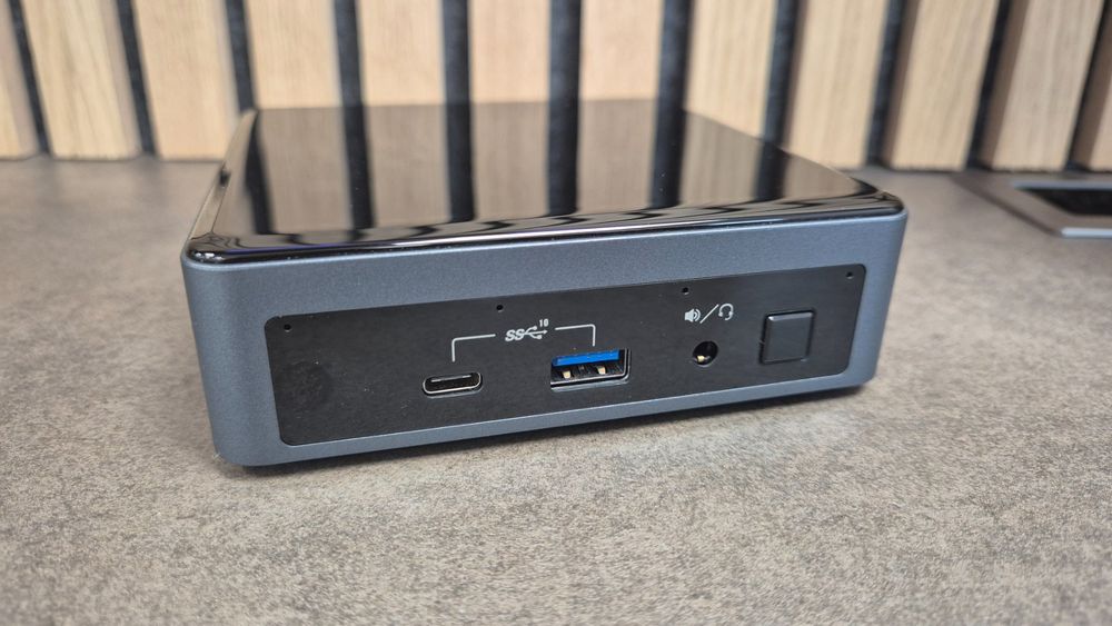 Intel NUC i5 (NUC10i5FNK) mit Windows 11 Home (Gebraucht) in Wil SG für ...