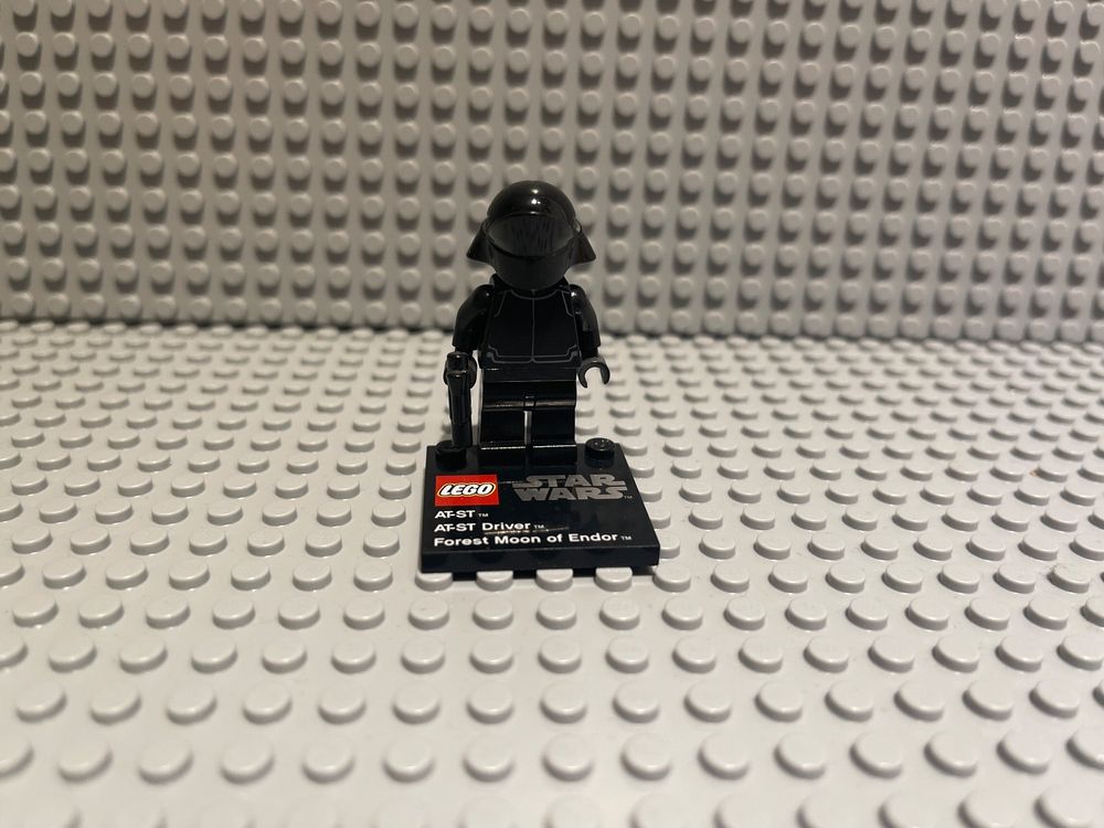 Lego Star Wars First Order Crew Member sw0671 (Gebraucht) in Siglistorf ...