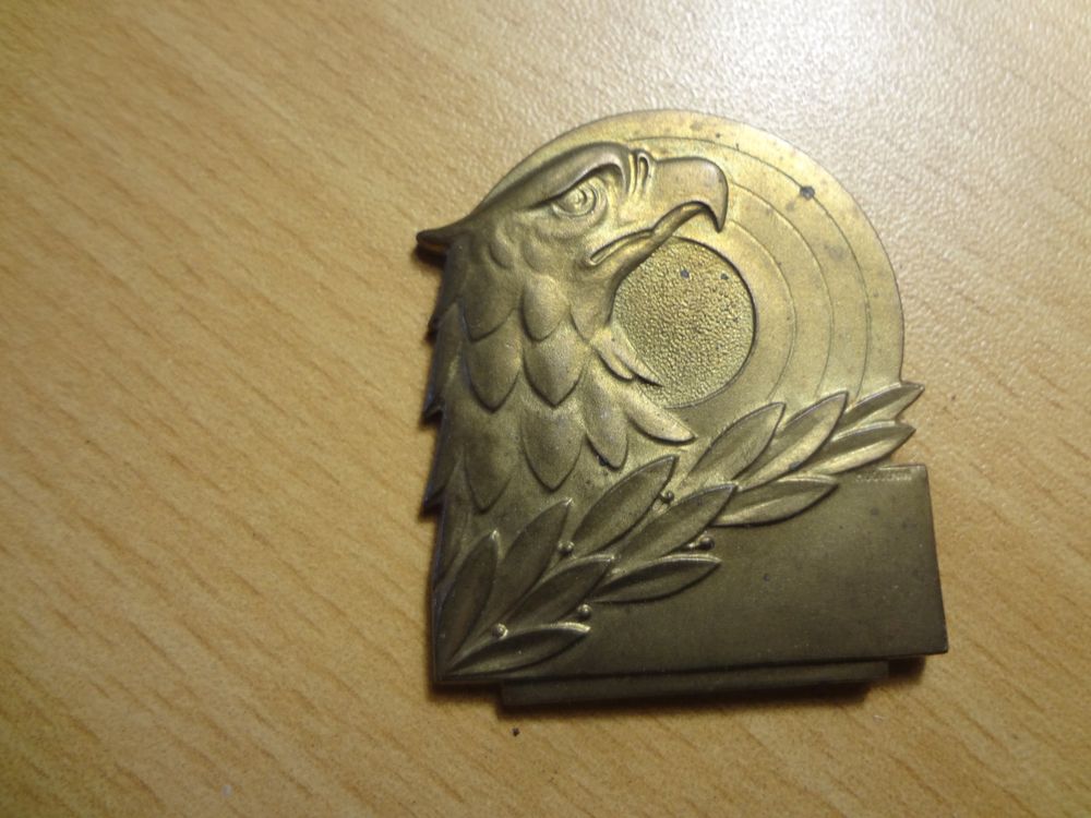 URALTE MILITAER MEDAILLE UNBEK. (Gebraucht) in la heutte für CHF 3 ...