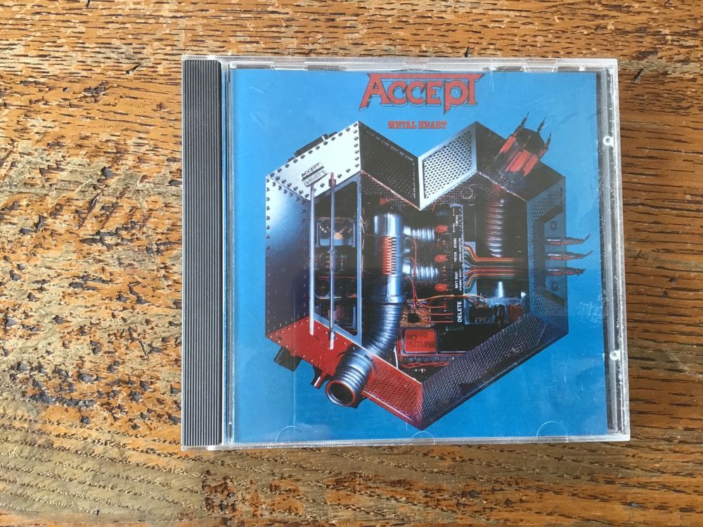 CD Accept (Gebraucht) in Fully für CHF 3 – mit Lieferung auf Ricardo kaufen