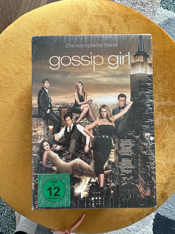 Gossip Girl DVD‘s komplette Serie (Neu und originalverpackt) in Mels für CHF 35 – mit Lieferung ...