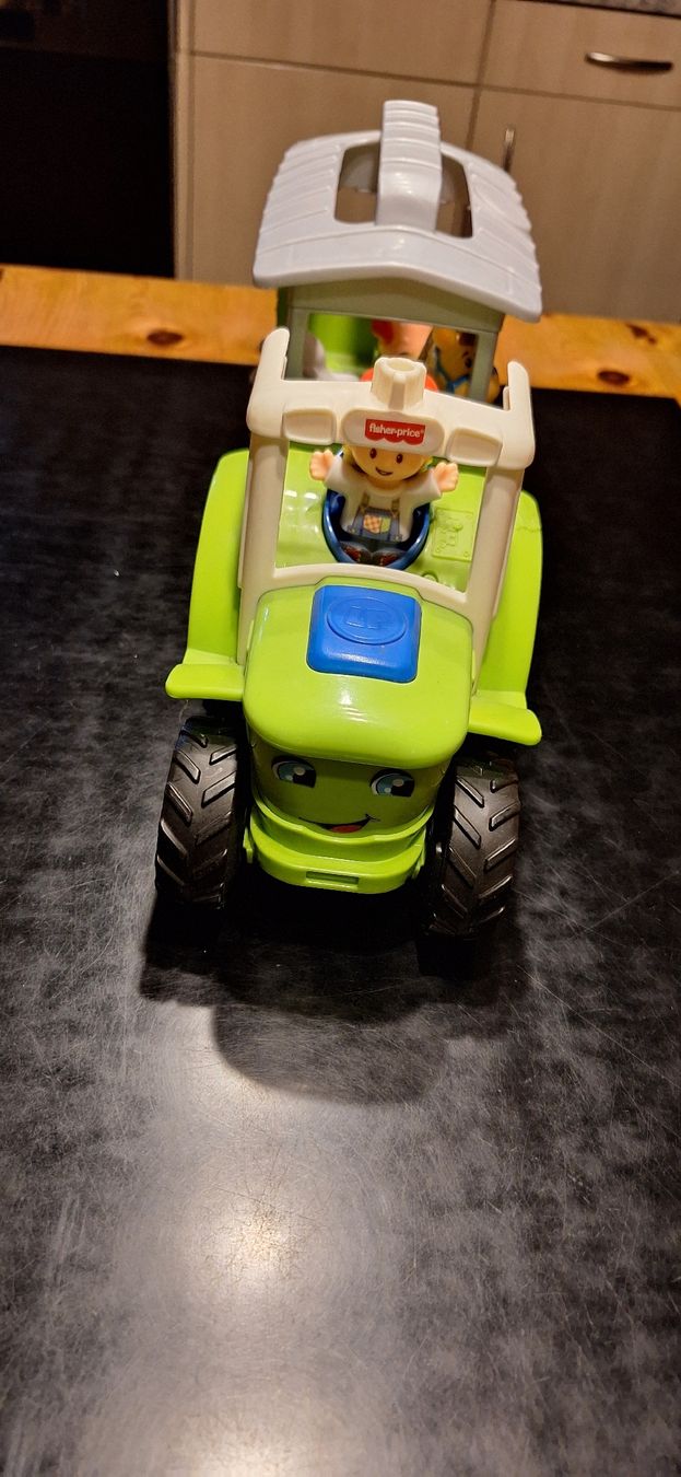 Fisher-Price Little People Traktor mit Tieranhänger! (Gebraucht) in ...
