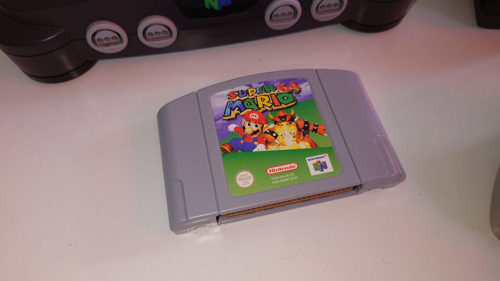 N64 Konsole mit Expansion Pak inkl. Super Mario 64 (Gebraucht) in ...