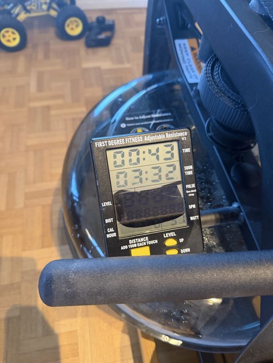 First Degree Fitness Apollo Hybrid Plus Rower Rudergerät (Gebraucht) in ...