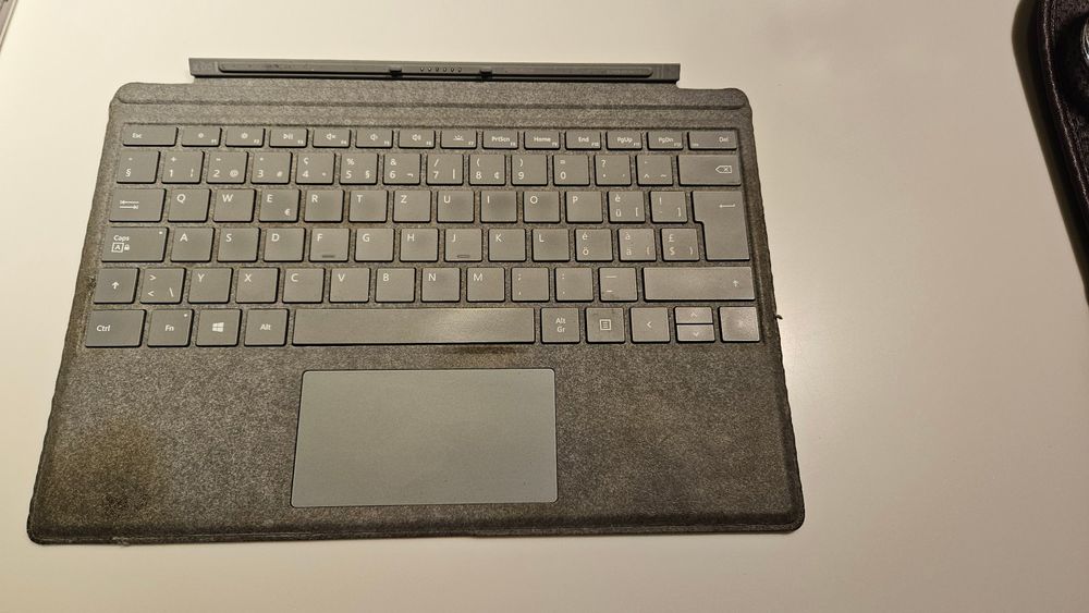 Microsoft Surface Pro Keyboard, QWERTZ (Gebraucht) in Männedorf für CHF ...
