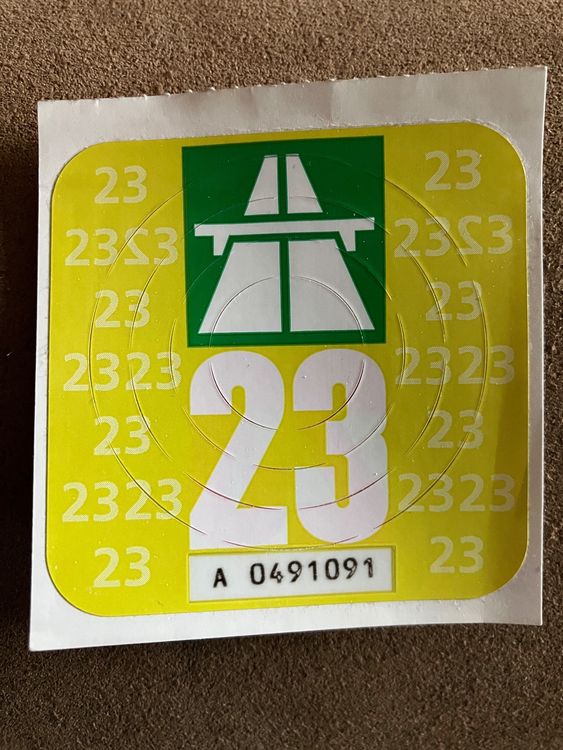 Autobahnvignette 2023 (Neu und originalverpackt) in Herisau für CHF 29.1 – mit Lieferung auf ...