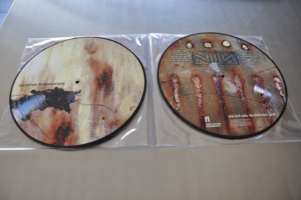 NINE INCH NAILS 2LPS PICTURE DISC - THE DOWNWARD SPIRAL (D'occasion) à ...
