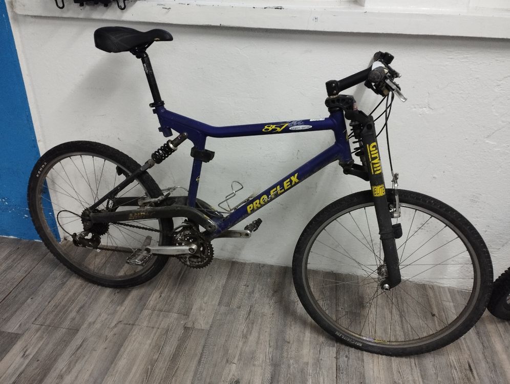 Pro Flex 857 Alu-Carbon Fully Mtb Alt (Defekt) in Zürich für CHF 150 ...