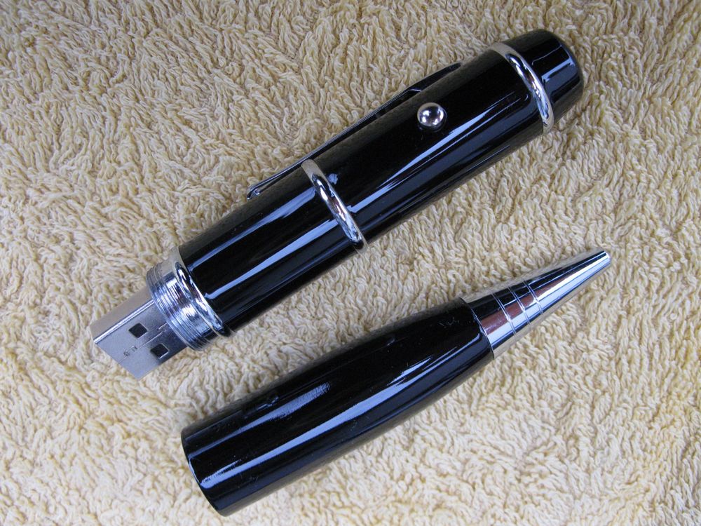 USB-Stick im Kugelschreiber / 007 (Gebraucht) in Hittnau für CHF 12 ...