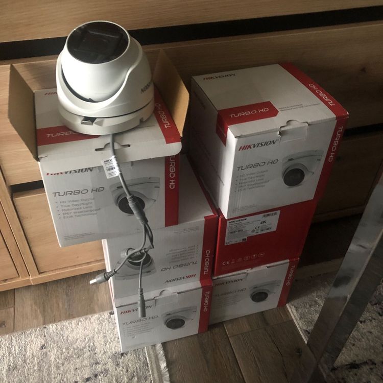 Hikvision DS-2CE79U1T-IT3ZF-Turbo HD Kamera (2.7-13.5mm) | Kaufen auf ...