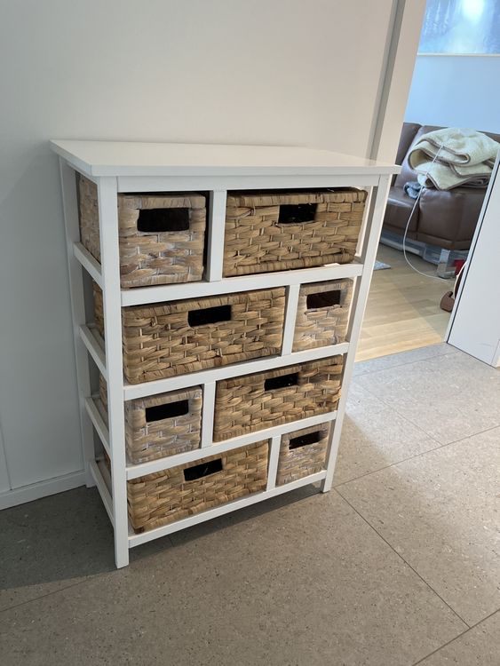 Weisses Badezimmer Kommodenregal mit 8 Körben (Gebraucht) in Luzern für ...