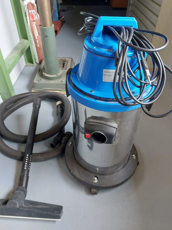 Staubsauger Base 315 1200 Watt (Gebraucht) in Glis für CHF 50 – mit ...