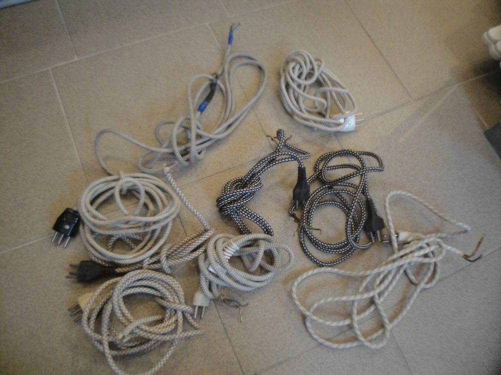 9 antike Kabel mit Stoffummantelung 3Phasen | Kaufen auf Ricardo