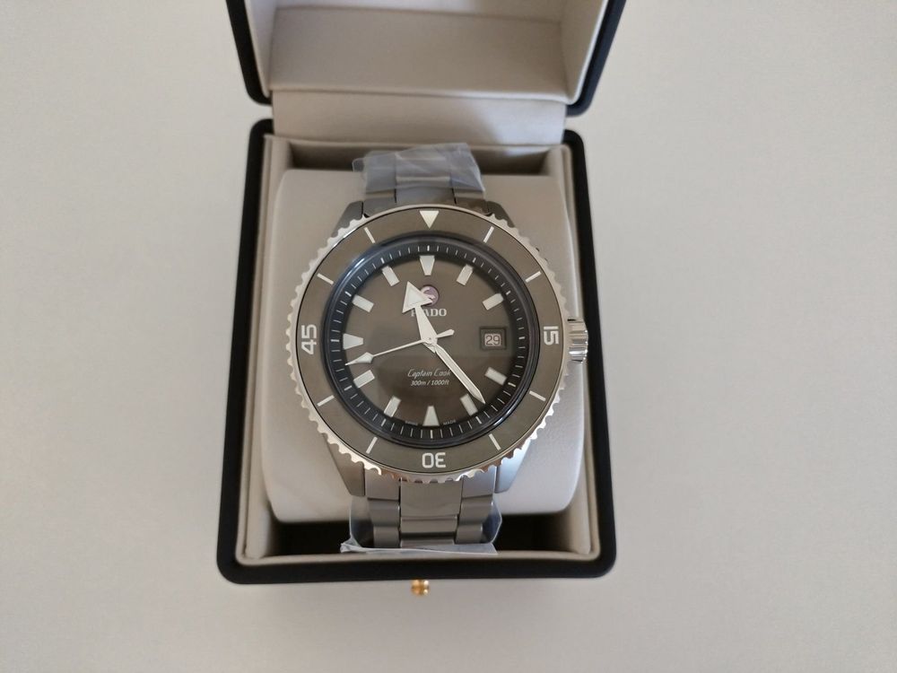 Rado Captain Cook XL High-Tech Ceramic Diver ab 1.- CHF (Neu und ...