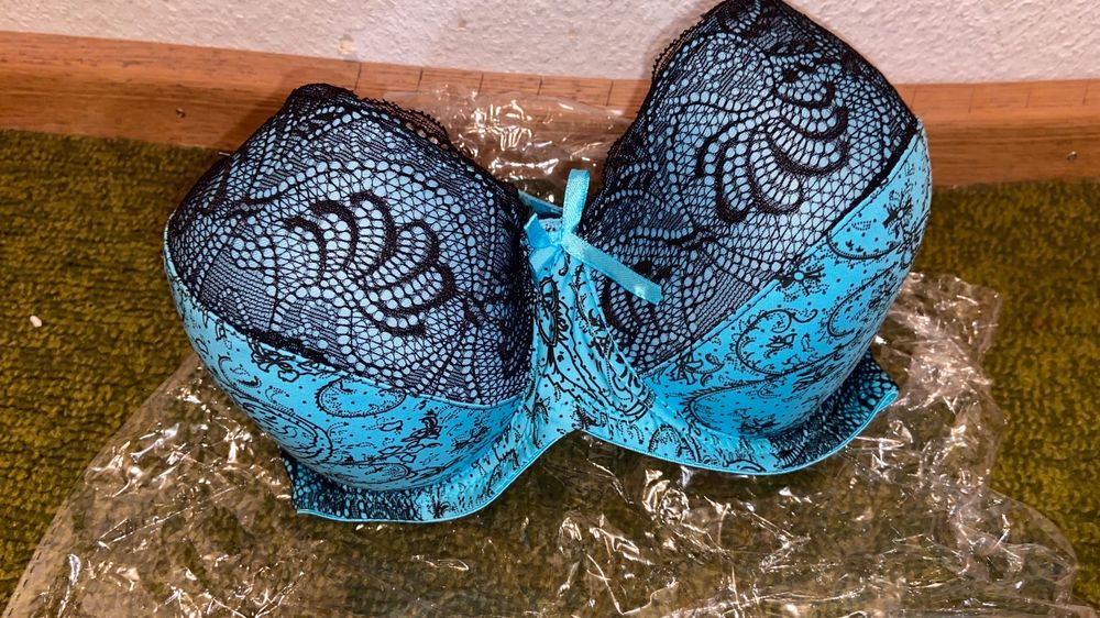 BH NEU 90D (Neu und originalverpackt) in Schönenbuch für CHF 8 – mit ...