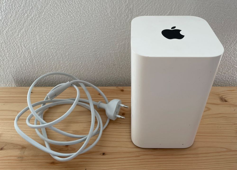 Apple AirPort Time Capsule 2TB (Gebraucht) in Seltisberg für CHF 80 ...