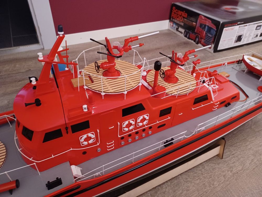 Robbe Feuerlöschboot Düsseldorf Nr: 1195 (Gebraucht) in Appenzell für CHF 520 – mit Lieferung ...