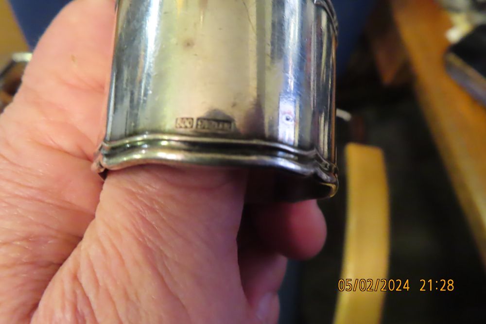 Jezler Servgiettenring 800er Silber 54x42 hoch 40mm, Gew.42 (Gebraucht) in Oberdorf BL für CHF ...