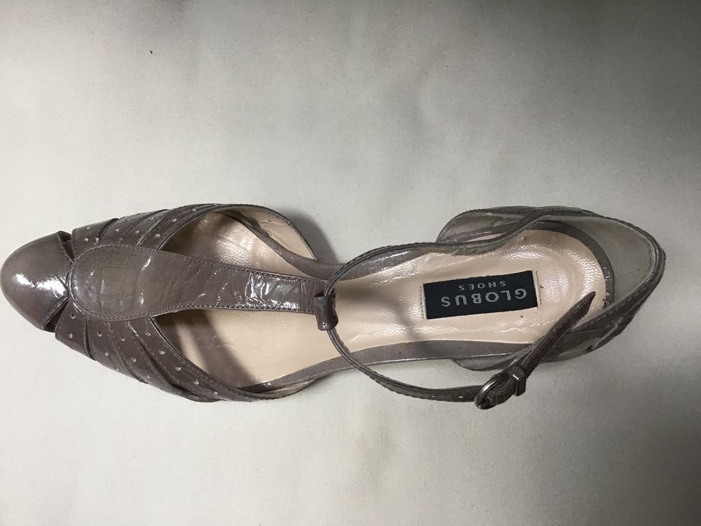 PUMPS GRIS CLAIR GLOBUS GR. 36 (Gebraucht) in Glattfelden für CHF 51.5 ...
