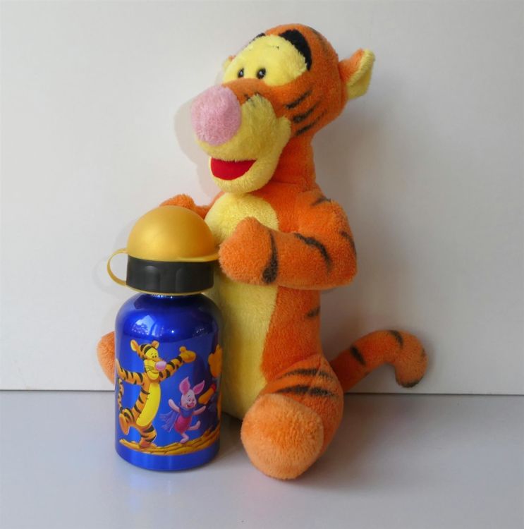 Neue SIGG Trinkflasche Winnie Pooh Tiger (Neu (gemäss Beschreibung)) in ...