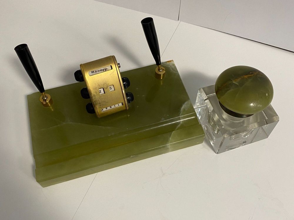 Encrier et porte Plume avec calendrier de table en Onyx Vert (Gebraucht ...