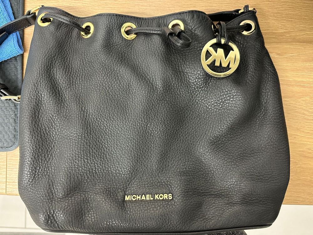 Michael Kors Beutel in schwarzem Leder (Gebraucht) in Bülach für CHF 45 ...