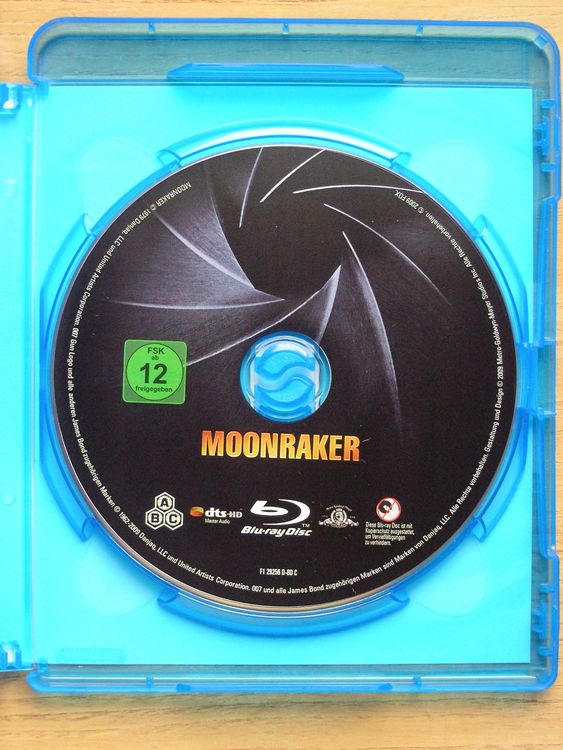 James Bond Moonraker 1979 Roger Moore Kaufen Auf Ricardo