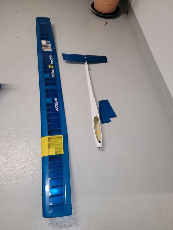 Multiplex Alpha21 elektric, zum fertig bauen (Defekt) in Winterthur für ...