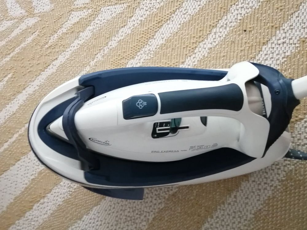 Tefal pro-express Dampf Autoclean Bügeleisen | Kaufen auf Ricardo