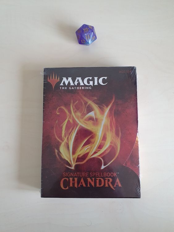 MtG- Signature Spellbook Chandra -EN (Neu und originalverpackt) in ...