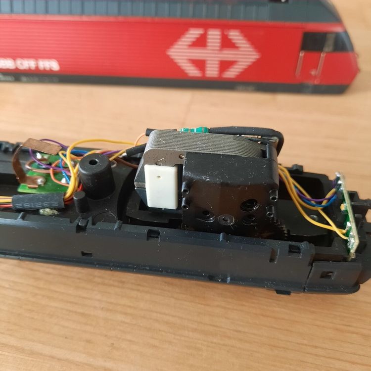 Märklin H0 SBB RE 460 ROT Umbau MTC 21 , ESU Lokpilot V5 LED (Gebraucht ...