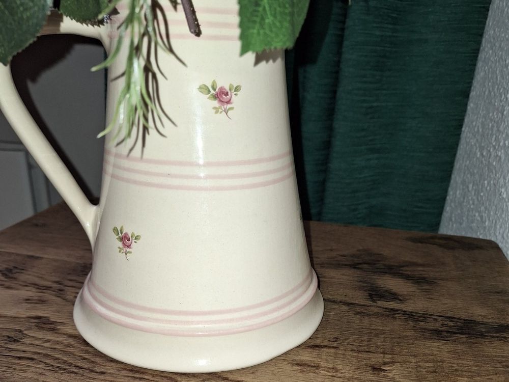 KERAMIK KRUG MIT ROSEN DECOR (Gebraucht) in spreitenbach für CHF 45 – nur Abholung auf Ricardo ...