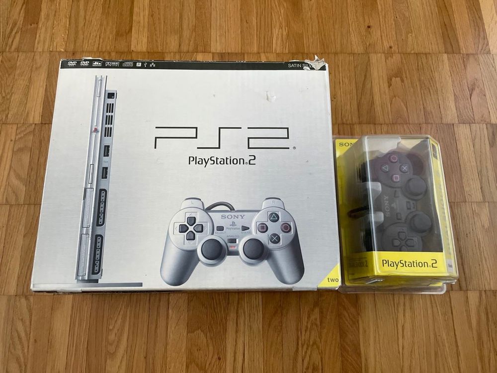 Sony Playstation 2 Slim inkl. OVP + Controller in OVP (Gebraucht) in Schindellegi für CHF 89 ...