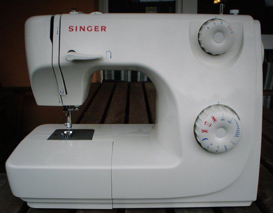 Nähmaschine Singer 8280, neu, mit 2 Jahren Garantie, ab 1.-- (Neu und ...