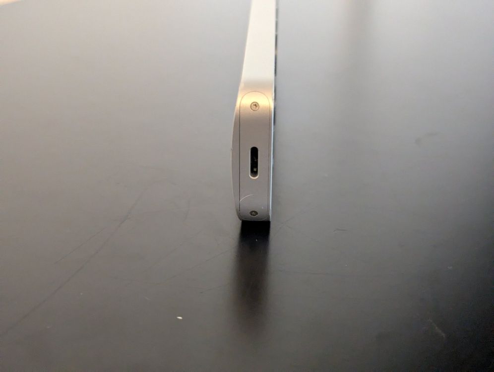 Apple TV Remote (2. Generation) (Gebraucht) in Zürich für CHF 28 – mit ...