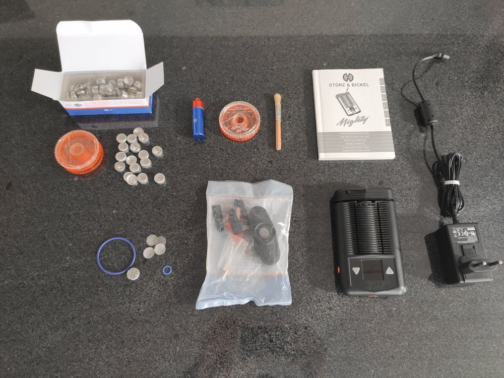 Top Vaporizer Storz & Bickel Mighty mit viel Zubehör | Kaufen auf Ricardo