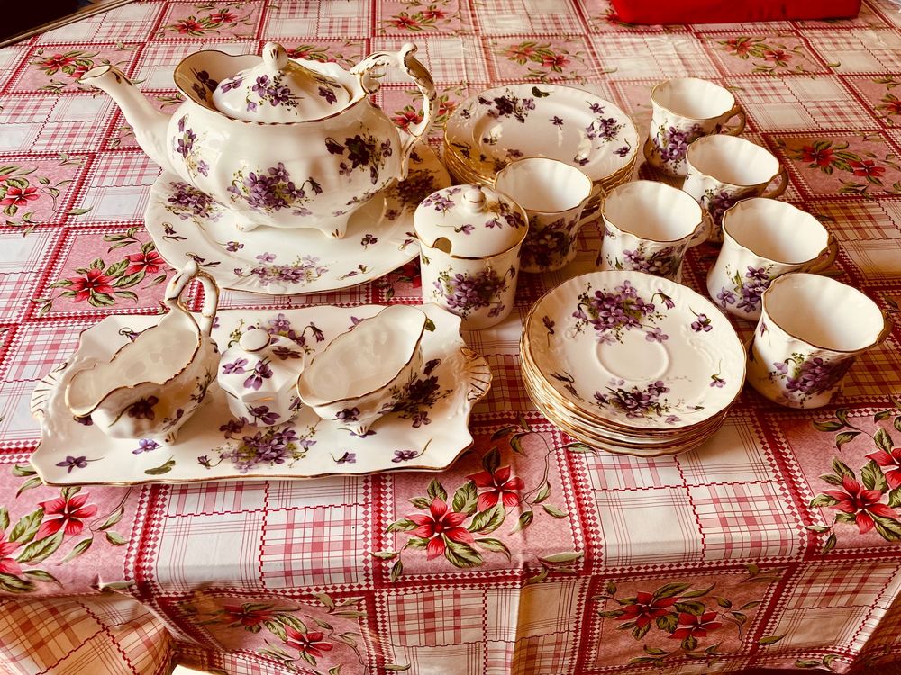 Victorian Violets From England's Countryside | Kaufen auf Ricardo