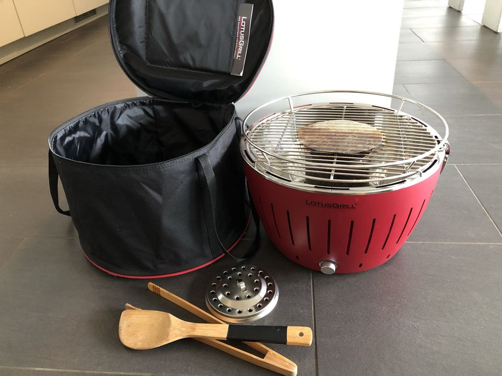 Lotus Grill ,Tischgrill , Holzkohlegrill , rot (Gebraucht) in ...