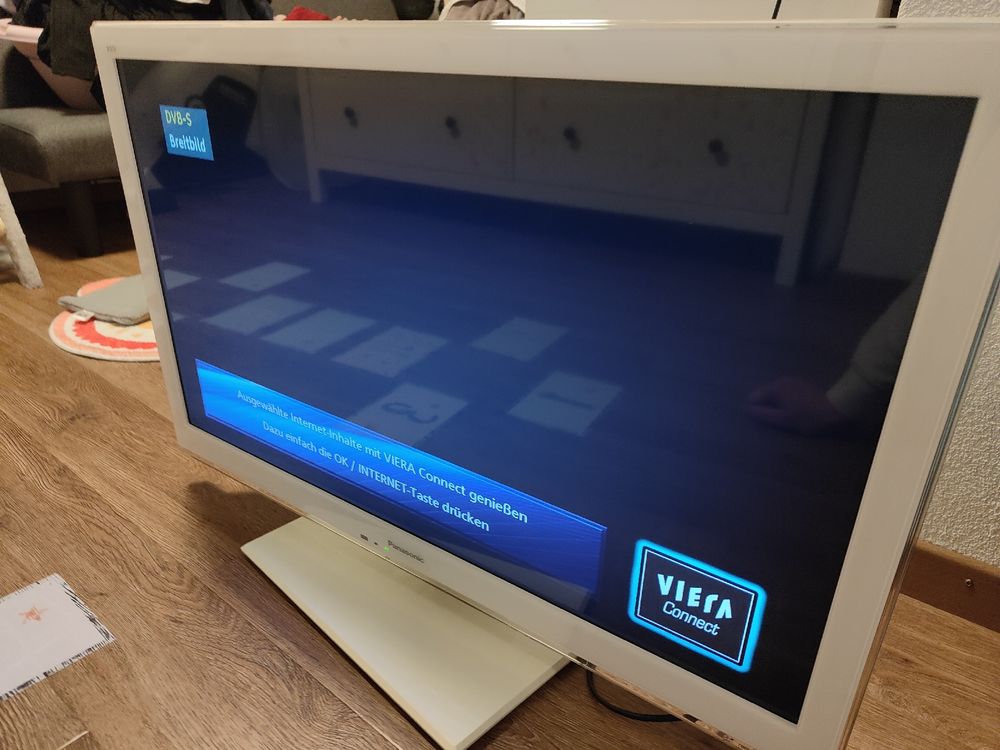 Panasonic Smart VIERA LED-LCD TV mit 80cm/32” Diagonale | Kaufen auf Ricardo